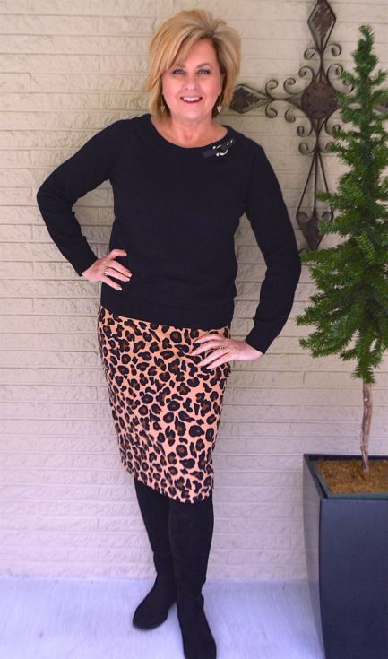 WEARING LEOPARD PRINT AFTER 40 - 50 IS NOT OLD