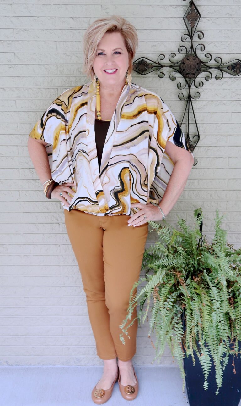 FINDING STYLISH FLATS FOR FALL