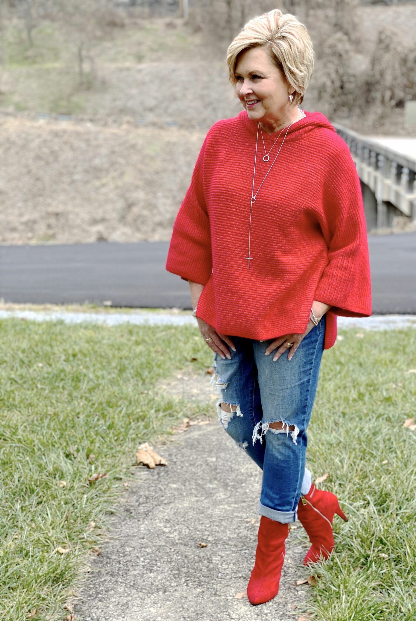 HOW TO WEAR RED BOOTIES FOR THE HOLIDAYS