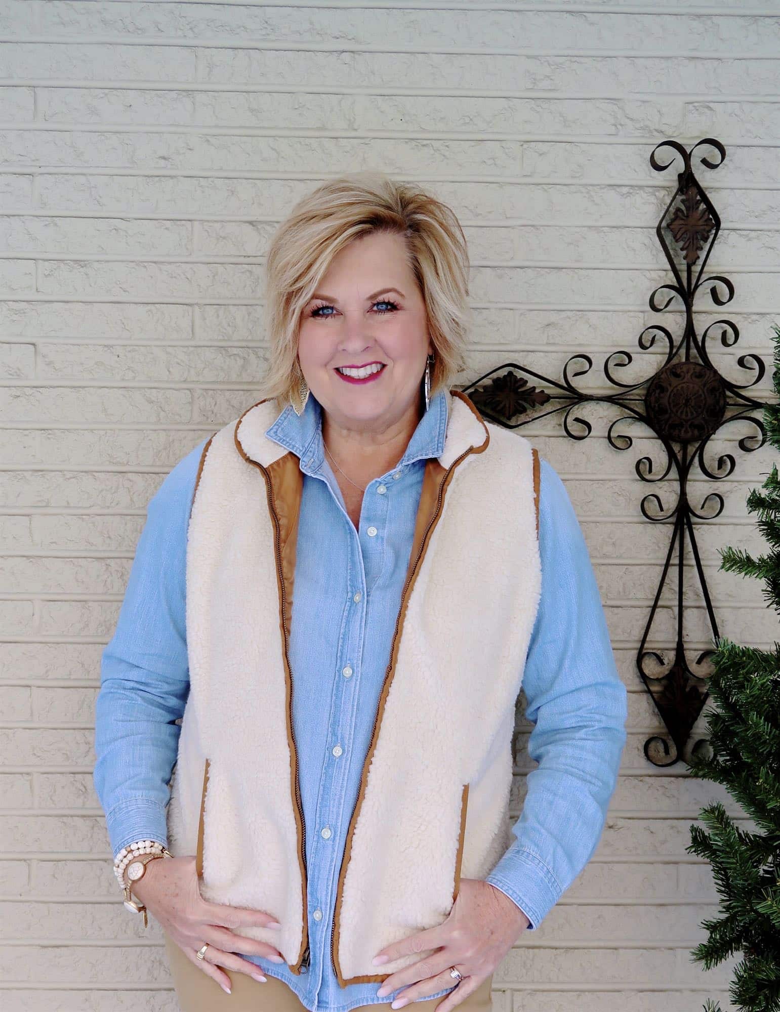 HOW TO LAYER WITH A SHERPA VEST