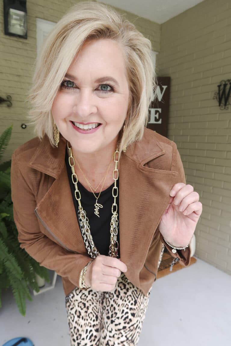 HOW TO BE OVER 40 AND STILL FABULOUS