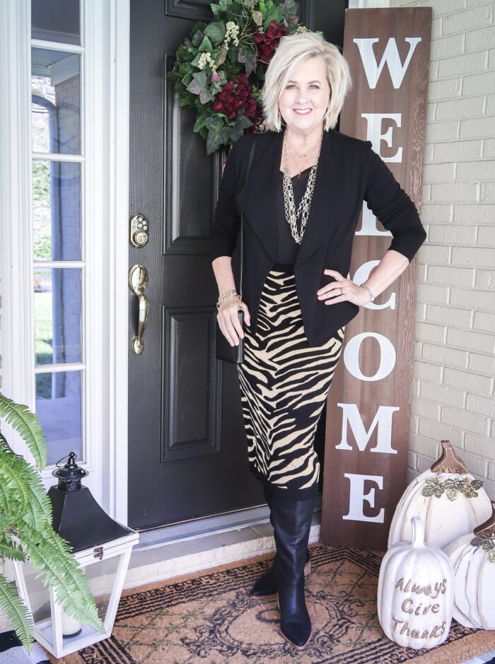 HOW TO WEAR ANIMAL PRINT WHEN YOU ARE OVER 40