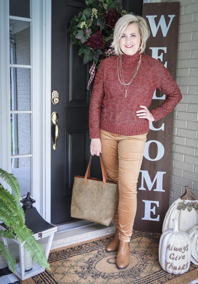 CARAMEL IS THE PERFECT COLOR FOR FALL
