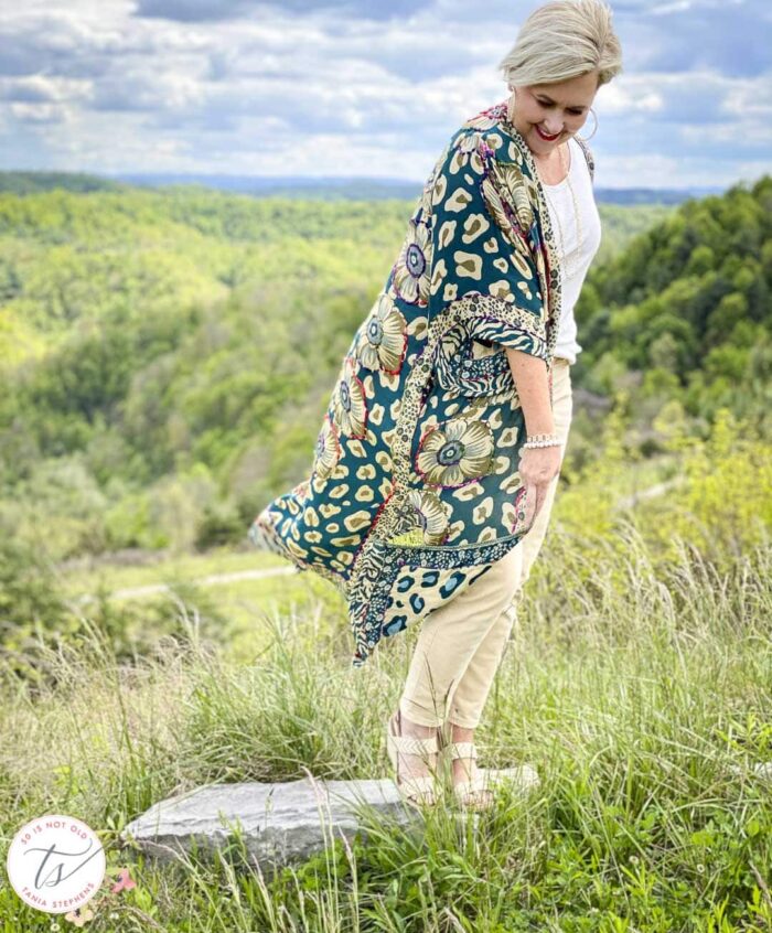 HOW TO STYLE A DUSTER CARDIGAN IN THE SUMMER