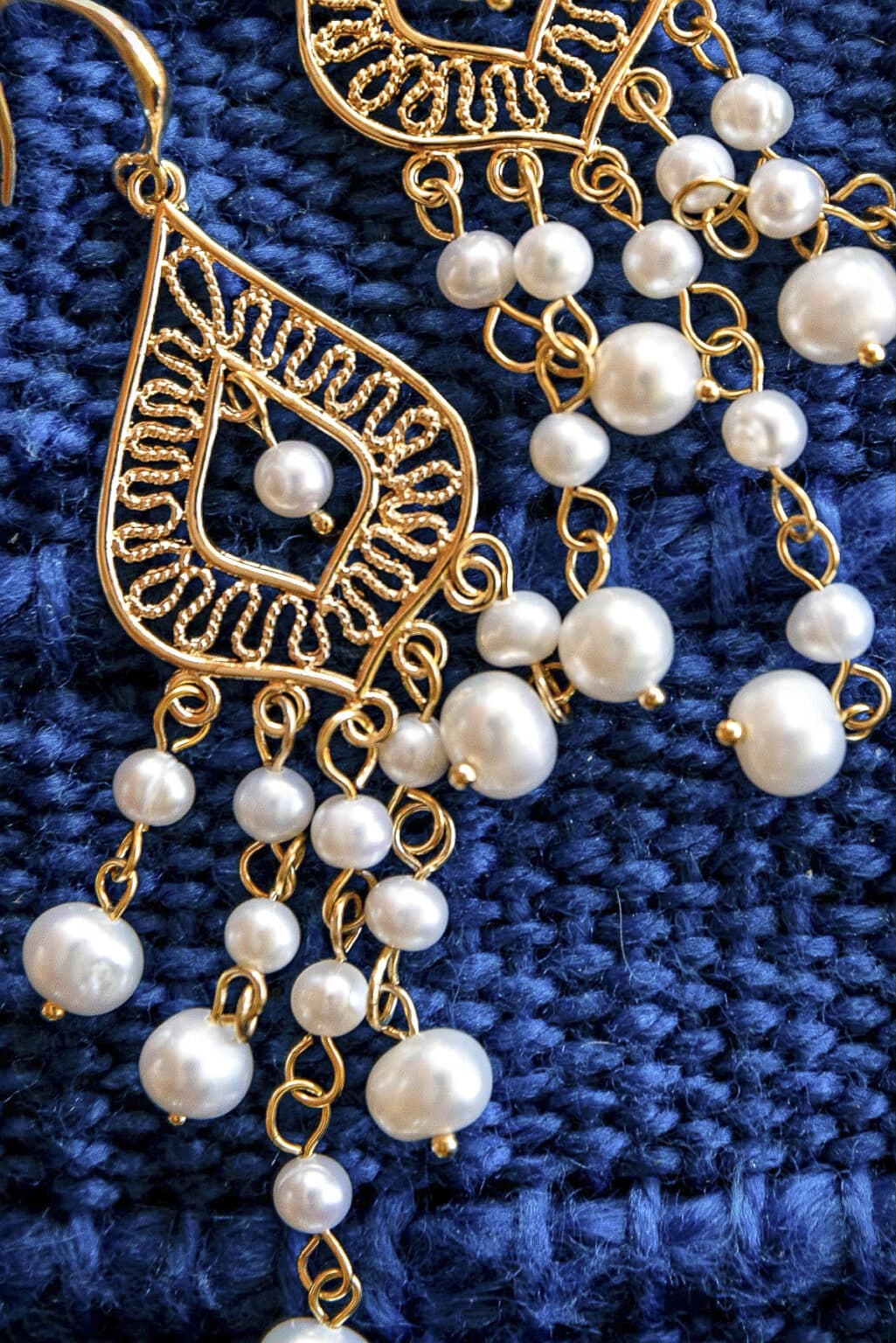 How I Style My Freshwater Pearl Jewelry With Jeans