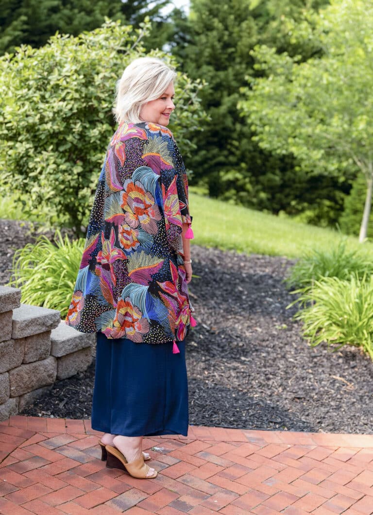 Stylish Ways To Cover Your Upper Arms In The Summer