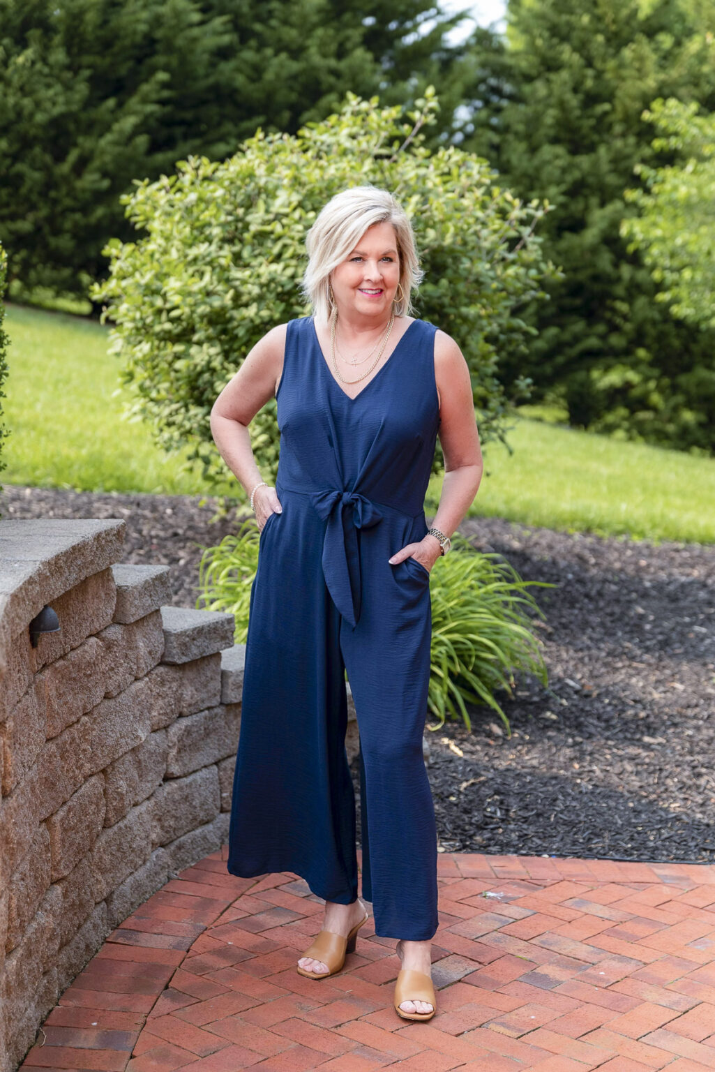 Stylish Ways To Cover Your Upper Arms In The Summer