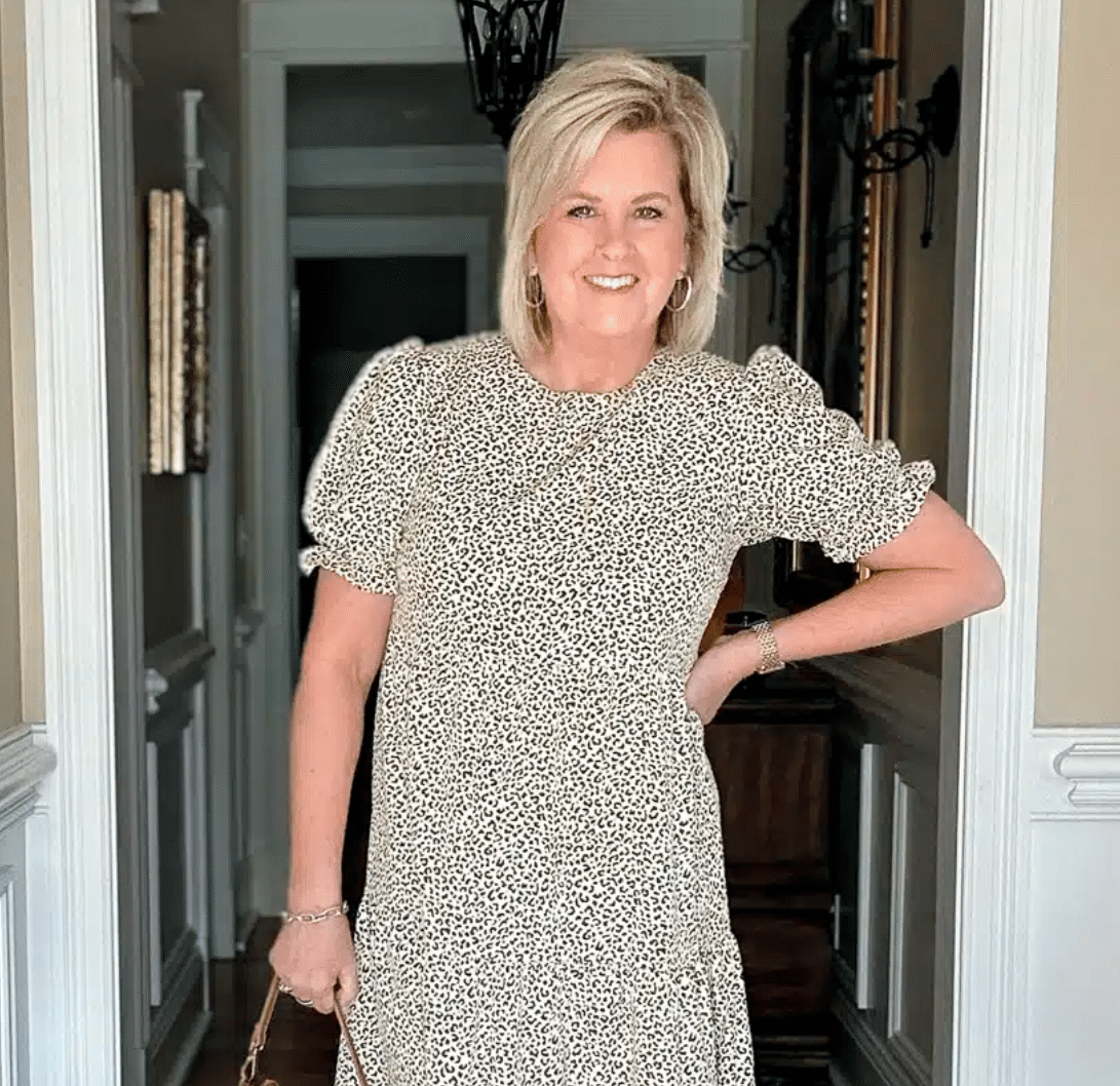 15+ Gorgeous Dresses with Puffed Sleeves