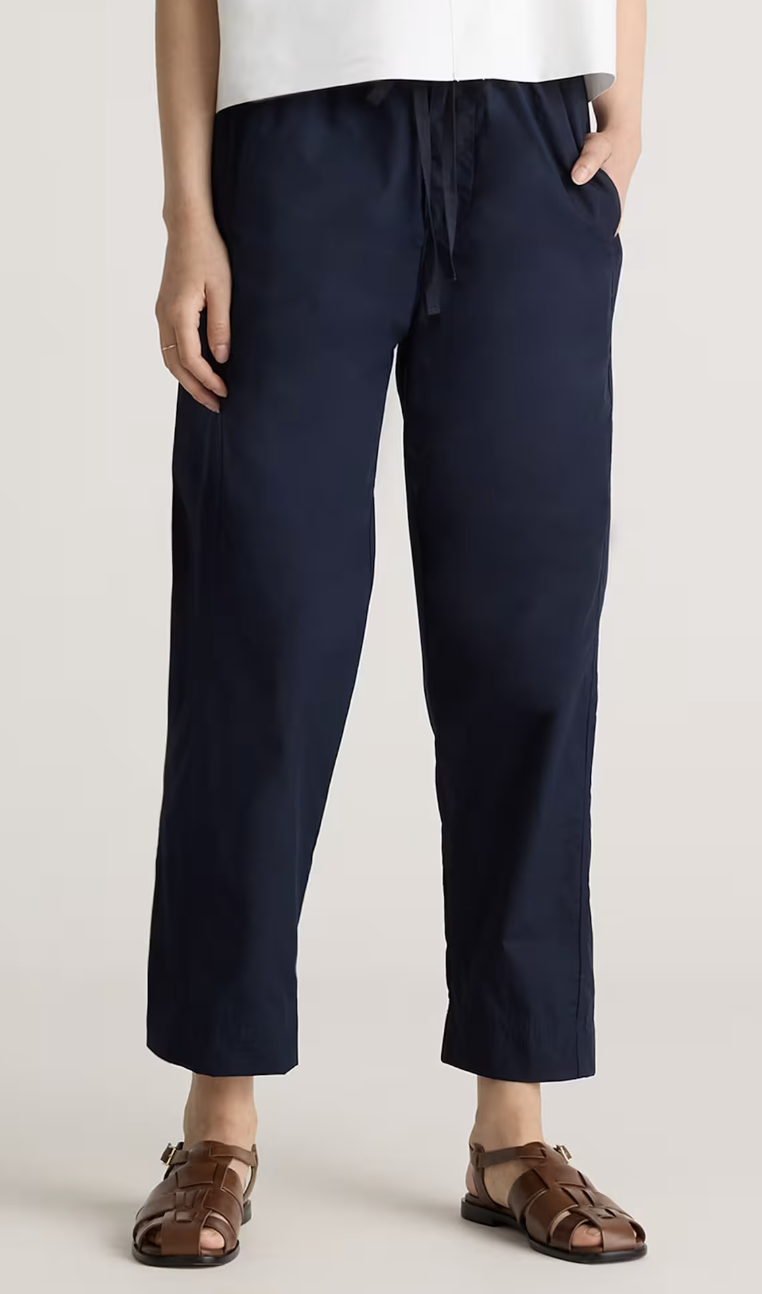 Why Poplin Pants and Skirts Belong in Your Summer Wardrobe